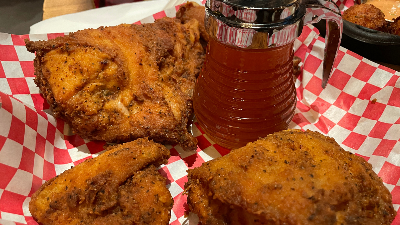 New Midtown Detroit eatery The Eagle has game-changing fried chicken ...